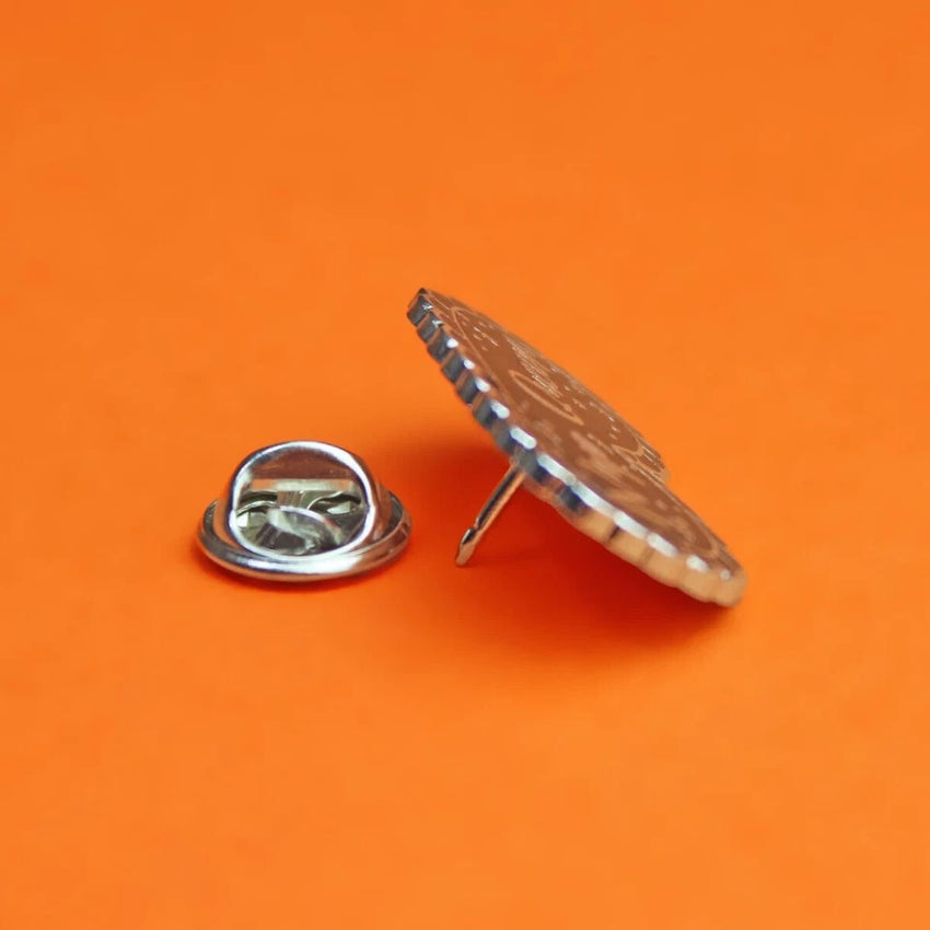 Nap Queen Pin Badge – Minimum Mouse